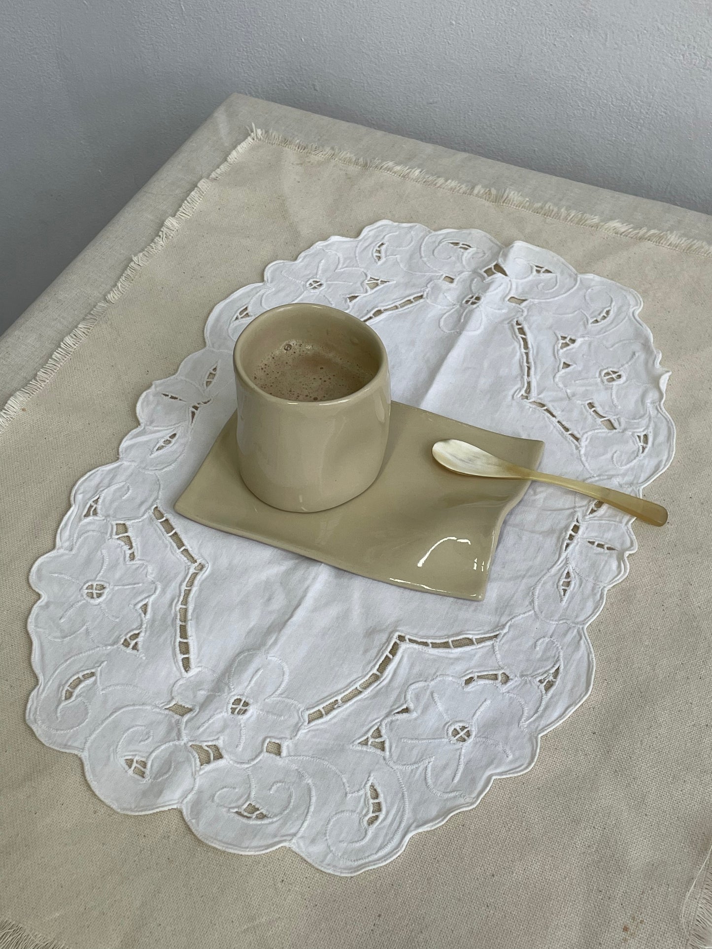 VANILLA SET – LESS
